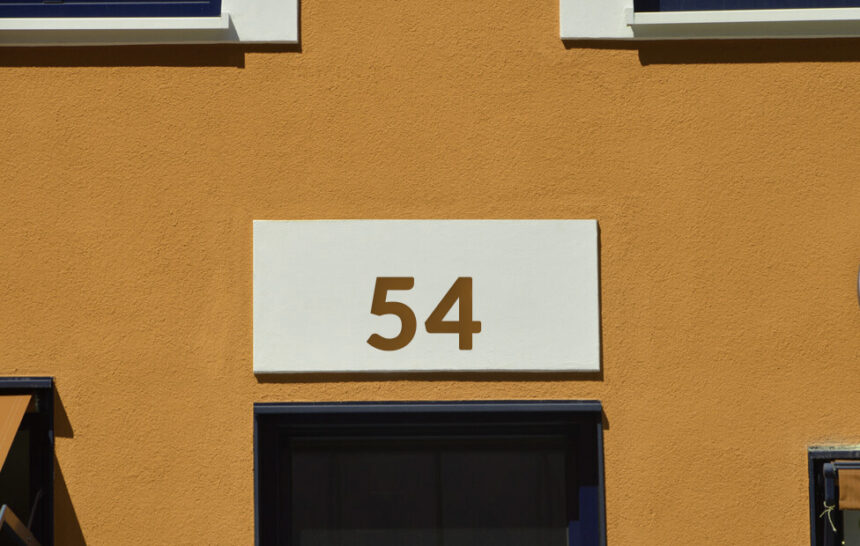 House Number 54 Meaning in Numerology and Feng Shui