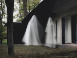 The Spiritual Meaning of Bad Smells: Ghosts, Energy, and Hidden Signs