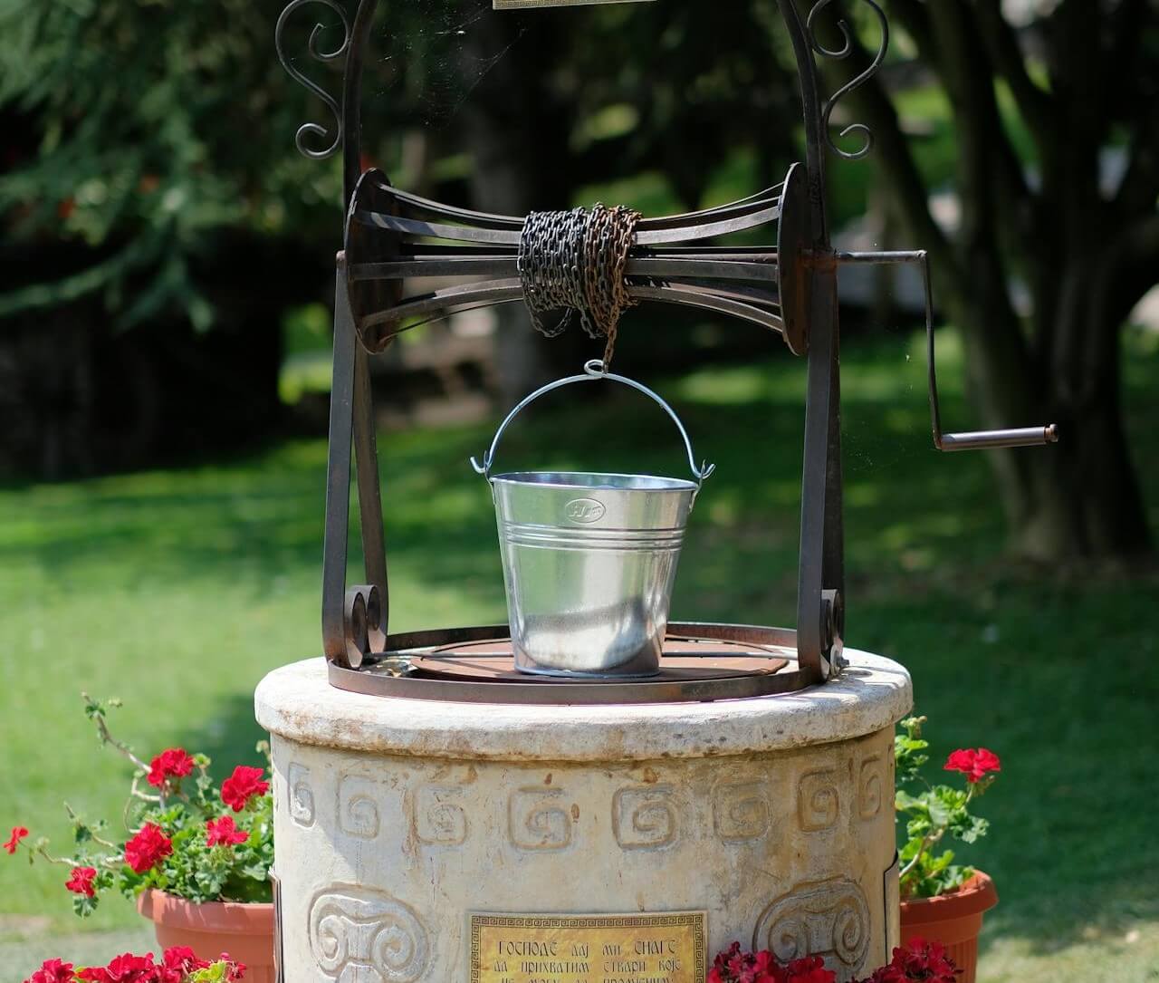 Dream of Fetching Water in a Bucket: Spiritual Meaning